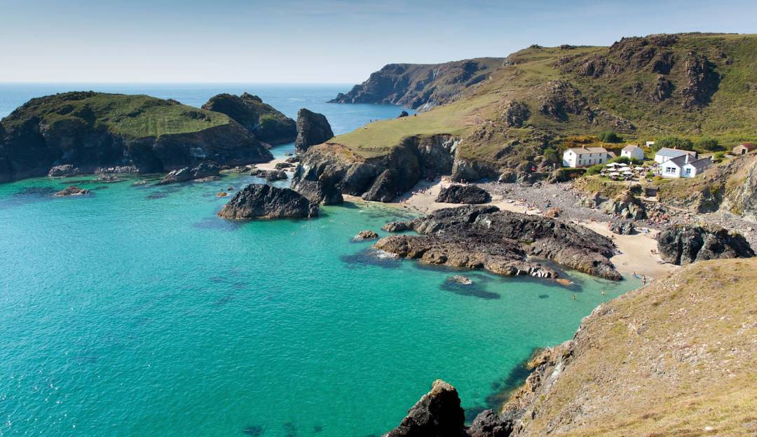 Your Guide to the Top 10 Beaches in Devon and Cornwall