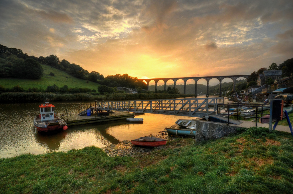 Sunset Calstock Cruise - Coast & Country Parks